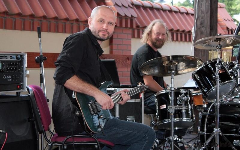 Żukowskie Lato Muzyczne: koncert zespołu Jass & One [ZDJĘCIA] - zKaszub ...